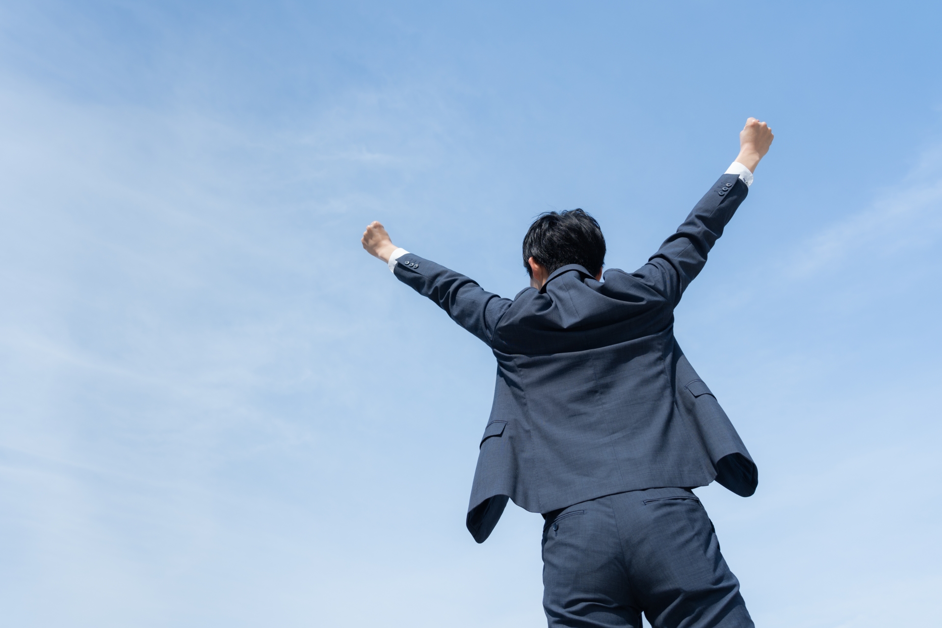 未経験からエンジニアへ！初年度年収と3年後・5年後のキャリアプラン - Unitas PASS